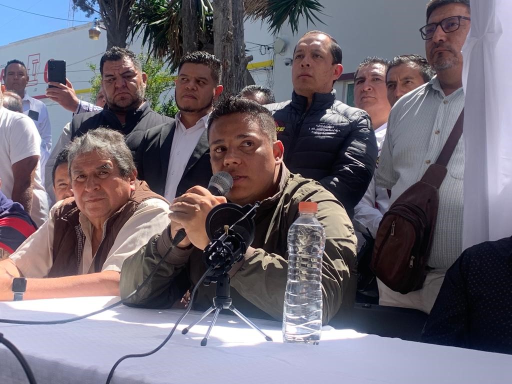 Se arman transportistas mexiquenses contra la delincuencia