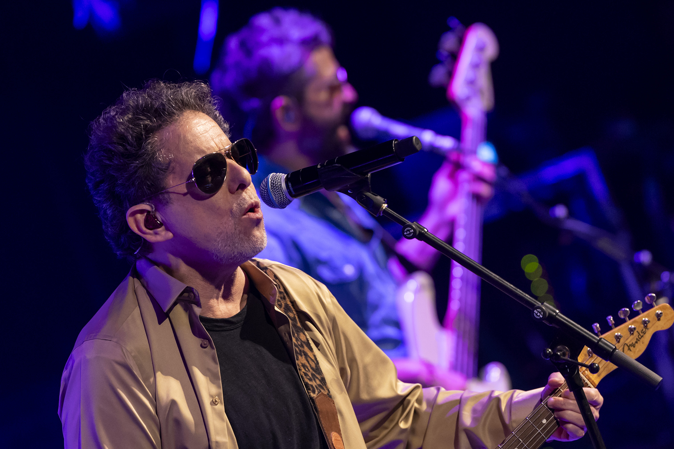 Calamaro comenzó con media hora de retraso y el ánimo no decayó